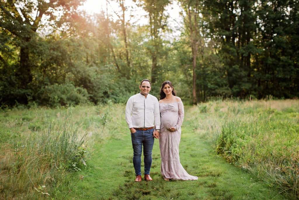 What to Wear for a Maternity Session | Amanda Ellis Photography